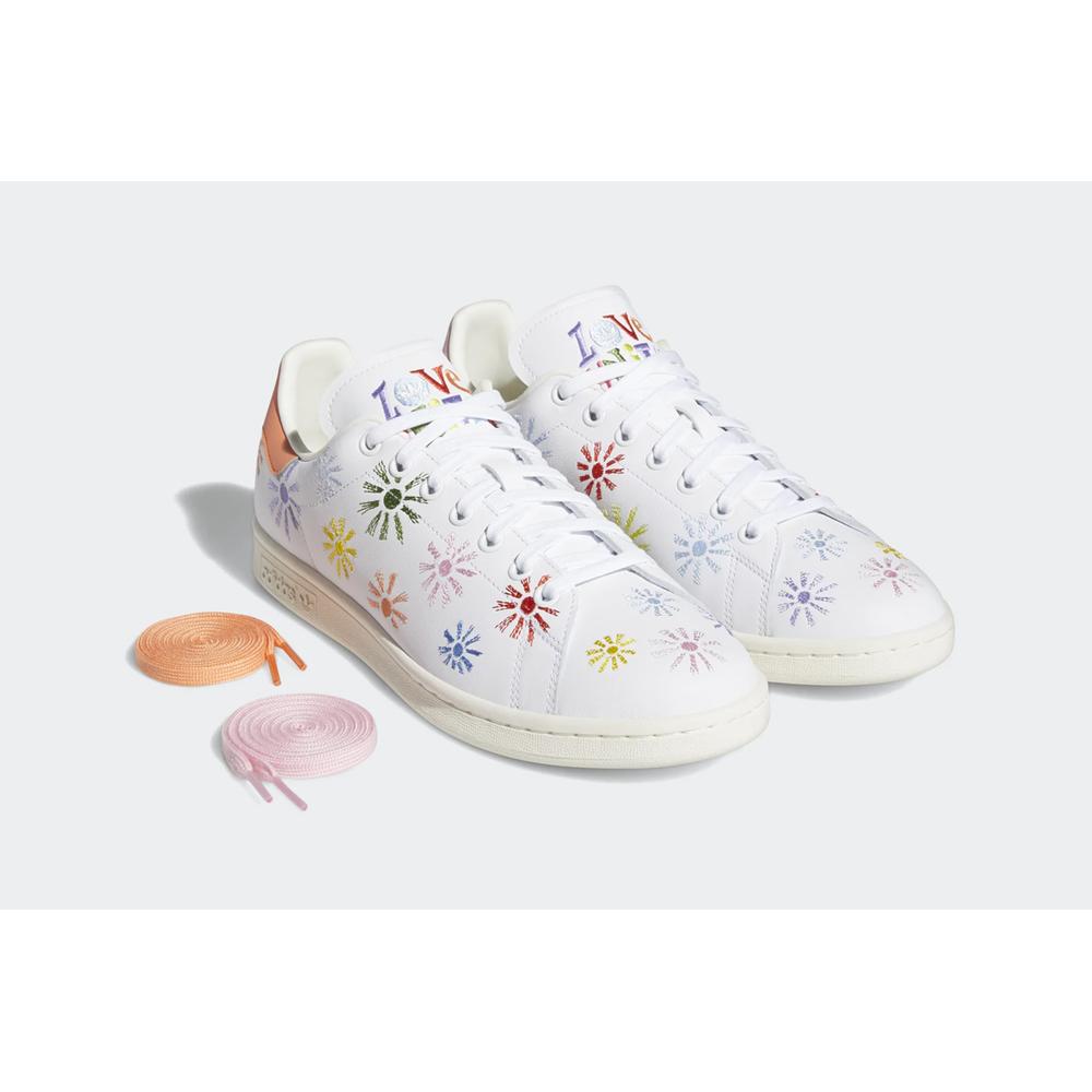 Buty adidas Originals Stan Smith Pride GW2417 damskie, białe